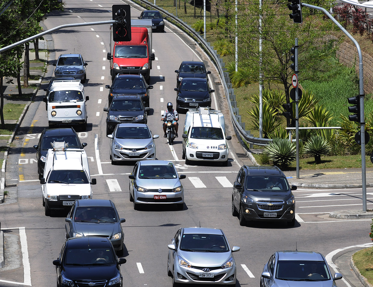 Cidades: trânsito terá interdições de ruas para obras e serviços | Notícias